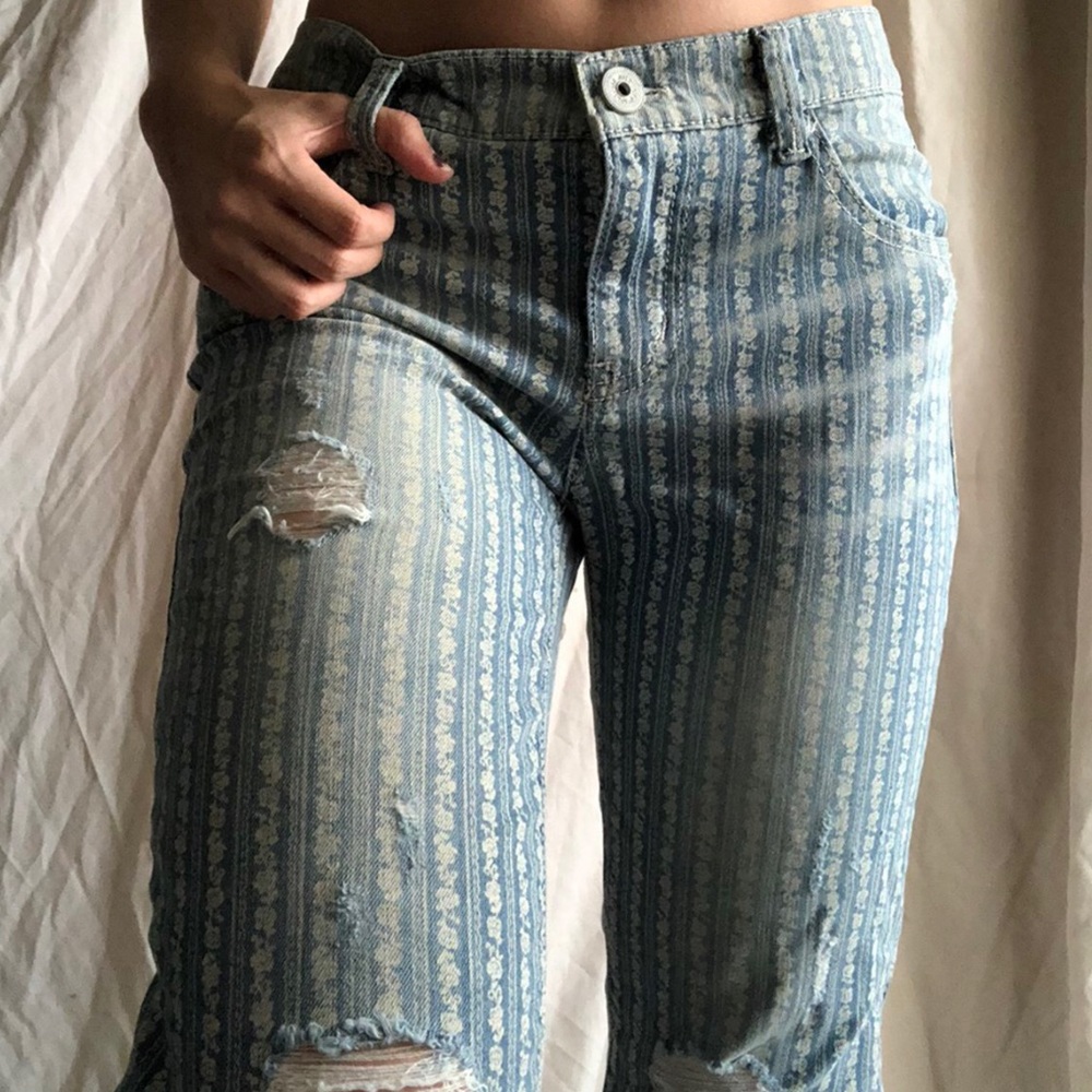 Cute Light Blue Ripped Jeans With White Floral Print … - Gem
